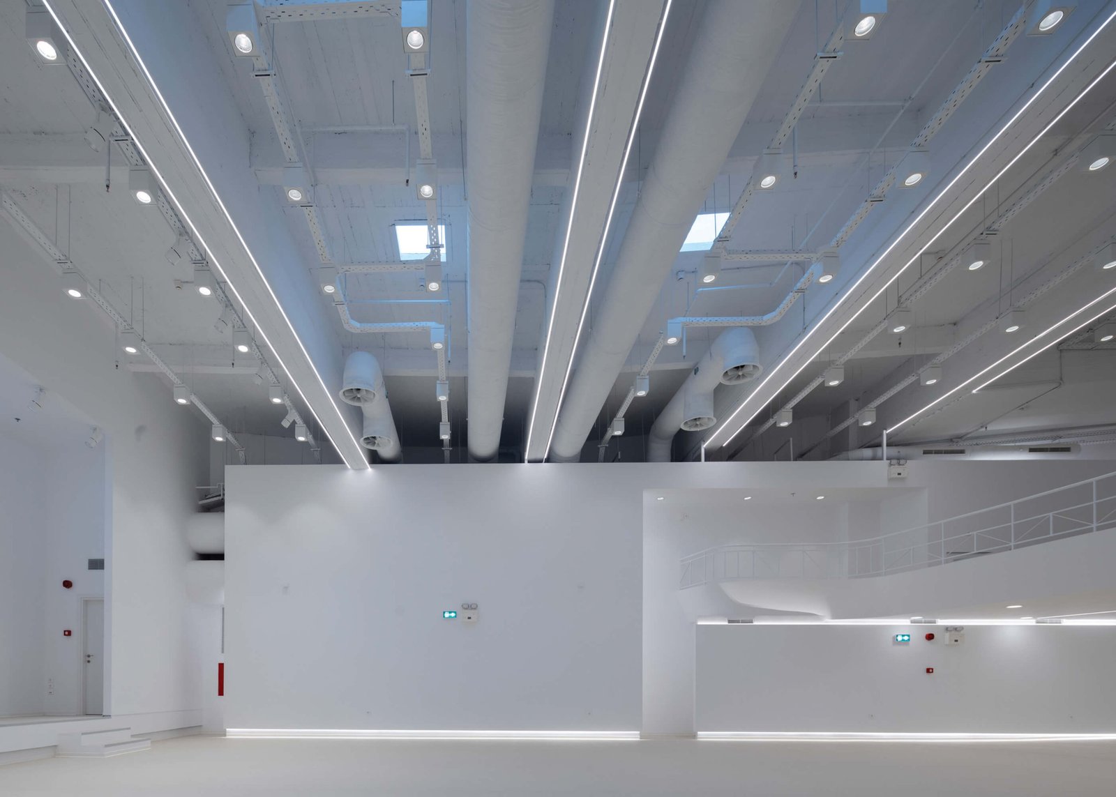 Stelios Foundation Conference Hall - Cine Paris - ANAX